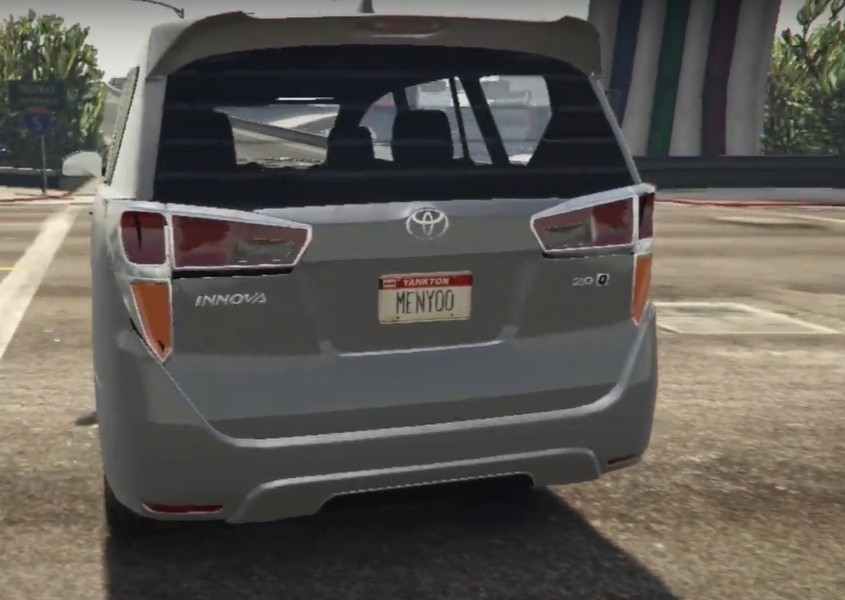 Toyota Innova Crysta 2016 v1.0 скачать для GTA 5